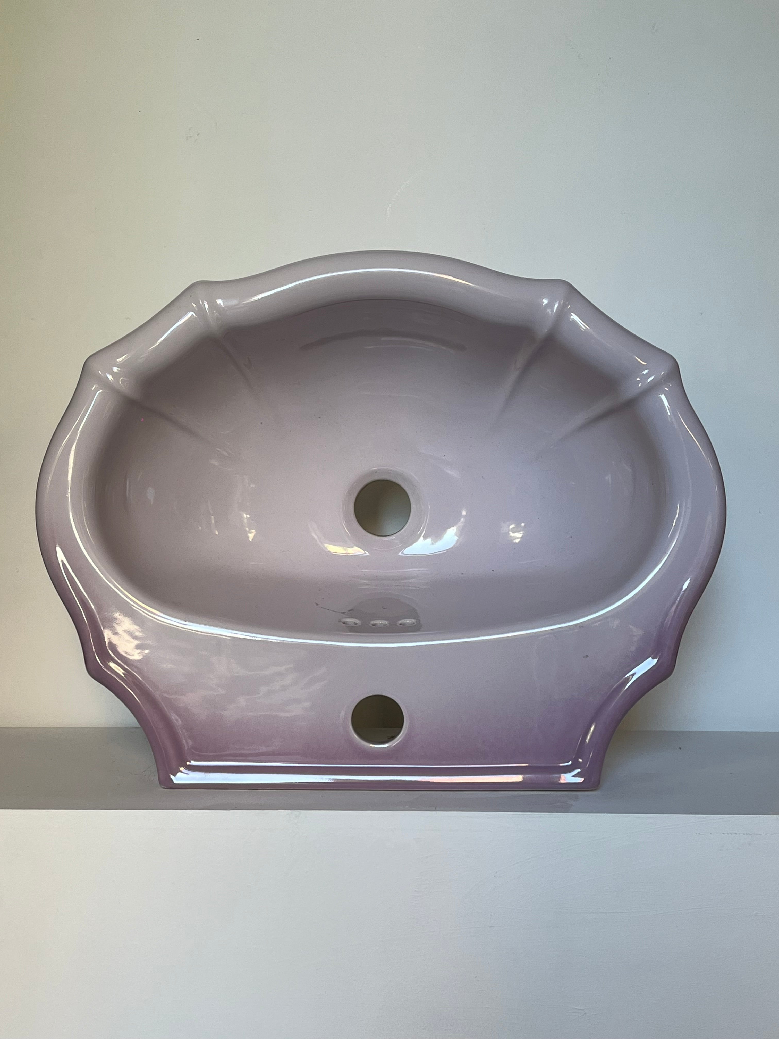 Pastel purple Porcelain sink – SAERLIGTSAMLET